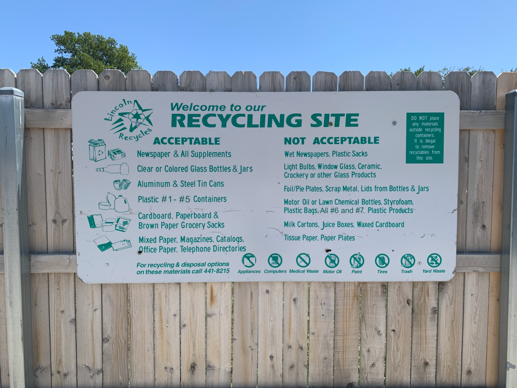 Recycling drop-off – SustainLNK